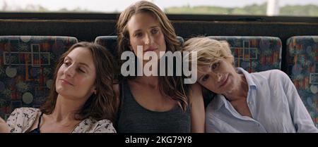 Larguées Year : 2018 France Director : Eloise Lang Camille Cottin Stock ...