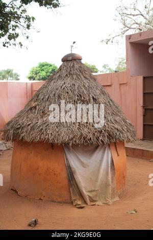 Purification hut, Temple of Pythons, Ouidah, Benin Stock Photo - Alamy