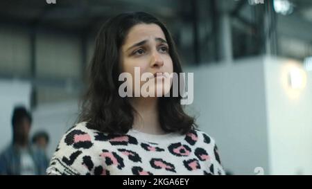 THE SWIMMERS, Nathalie Issa, 2022. © Netflix / courtesy Everett ...