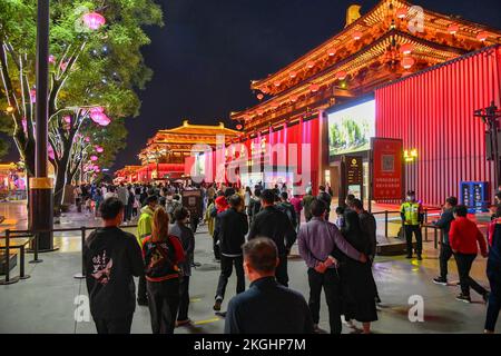 The Tang Dynasty Culture Show at the Great Tang All Day Mall in XI'an ...