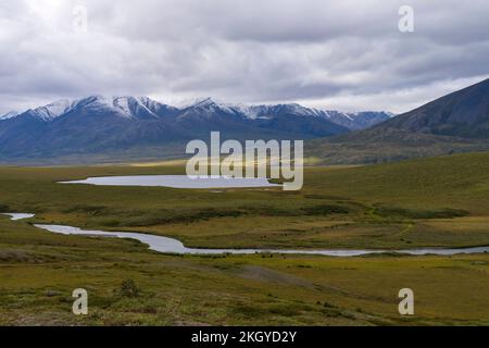The Endicott Mountains and John River at the Gates of the Arctic ...