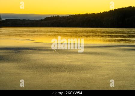 Simon Lake at sunset, Greater Sudbury, Ontario, Canada Stock Photo - Alamy