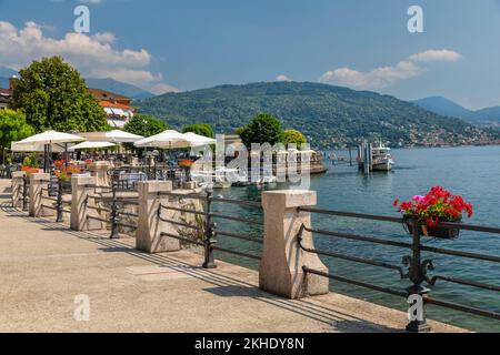 harbour, Stresa, Lake Maggiore, Piedmont, Italy Stock Photo - Alamy