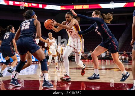 Southern California Trojans center Rayah Marshall (13) shoots the ball ...