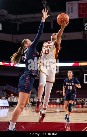 Southern California center Rayah Marshall (13) shoots against Le Moyne ...