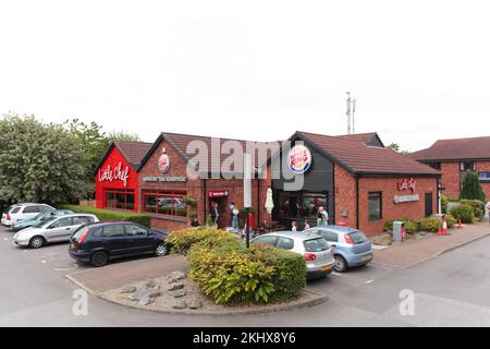 Travelodge & Little Chef, A64, York Tadcaster, LS24 8EQ Stock Photo - Alamy