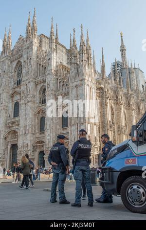 MILAN - OCTOBER 7: Tourists at Piazza Duomo on October 7, 2010 in Milan ...