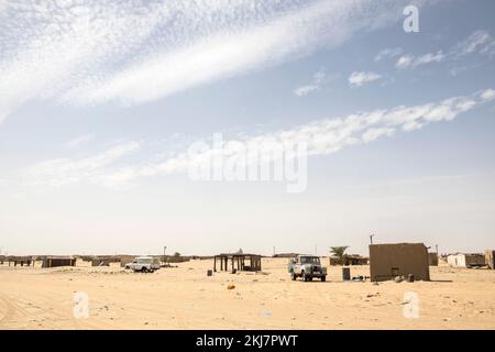 Mauritania, Inal, village in the desert Stock Photo - Alamy