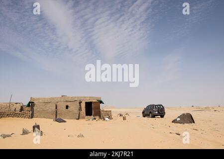 Mauritania, Inal, village in the desert Stock Photo - Alamy