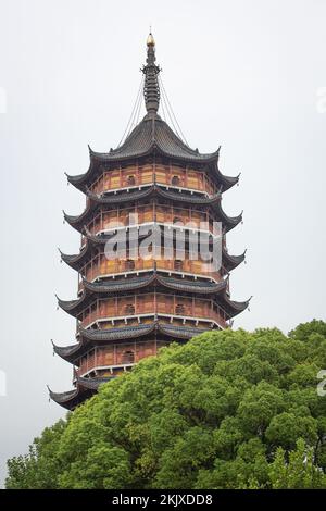 The Beisi Pagoda at Bao'en Temple in Suzhou, China Stock Photo - Alamy