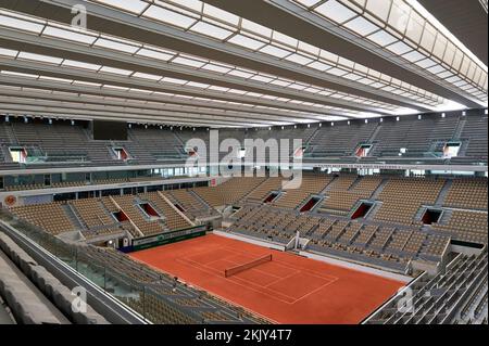 Main court of Philippe Chatrier at Roland Garros tennis complex in ...