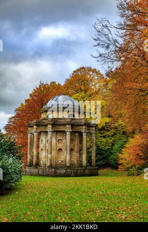 Spectacular autumn colour surrounds theTemple of Apollo at Stourhead ...