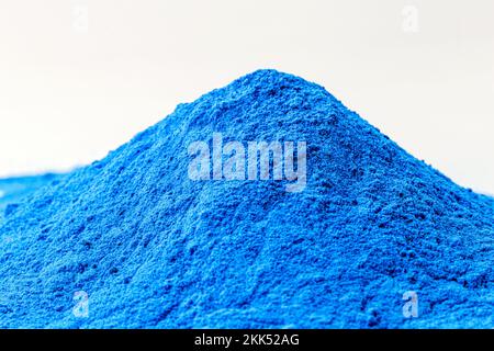 blue Fluorescent pigments, made up of a polymeric matrix, resins of ...