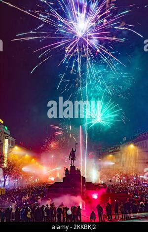Prague, Czechia - January 1, 2020: People walking on the Charles Bridge ...