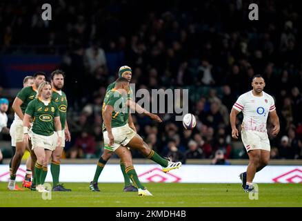 South Africa's Damian Willemse scores a drop goal during the Autumn ...