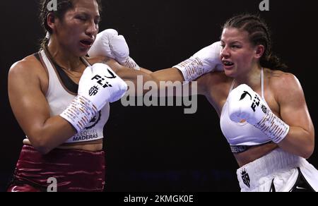 Anahi Ester Sanchez (left) and Sandy Ryan in the WBC International Super Light weight bout at ...
