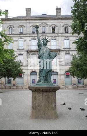 Bordeaux, France - 26 July, 2022: Statue of Liberty replica in Place ...