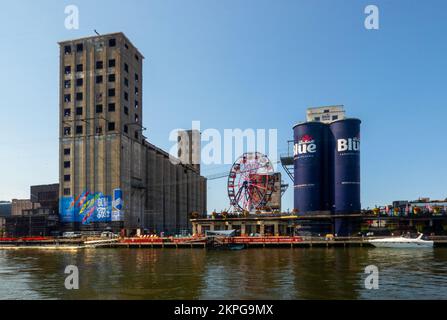 buffalo rising river park on the waterfront in Buffalo Ny Stock Photo ...