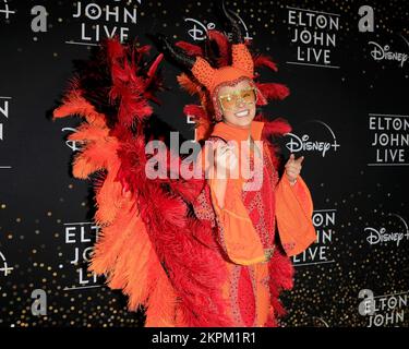 Jojo Siwa in attendance for Elton John Live: Farewell From Dodger ...