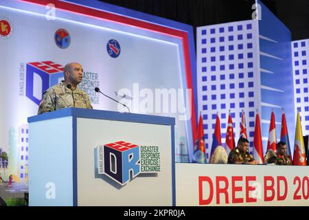 Maj. Gen. Reginald Neal of United States Army Pacific Command exchanges ...