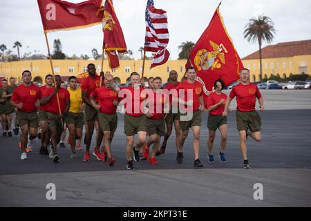 Brig. Gen. Jason L. Morris, left, the Commanding General of Marine ...