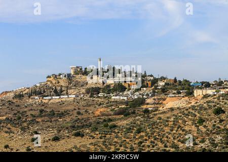 Salfit, Palestine. 28th Nov, 2022. Palestinians inspect a destroyed ...