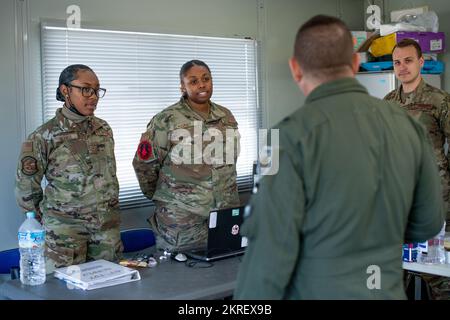 From left, Staff Sgt. Jesse Haynes looks through a PAS-13B Thermal ...