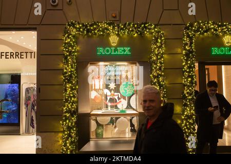Rome, Italy. 29th Nov, 2022. View of Christmas lights along Via ...
