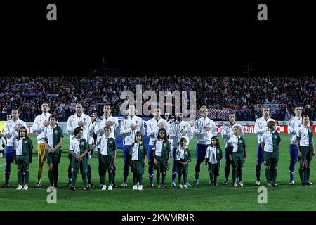 Players line up prior to kick off during the Emirates FA Cup, Third ...