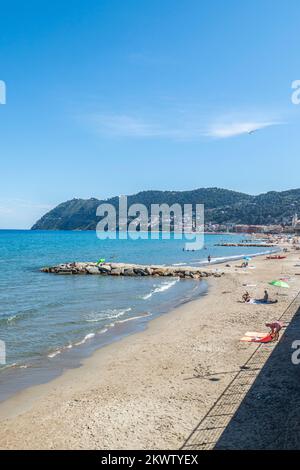 Laigueglia, Italy - 07-02-2021: Aerial view of Laigueglia Stock Photo ...