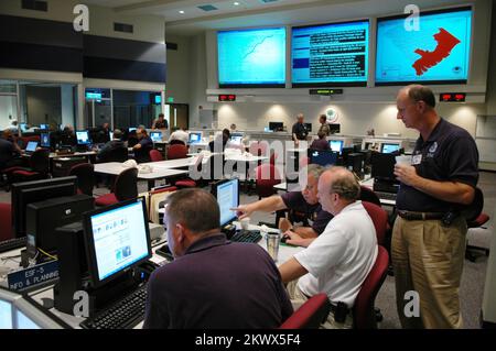 Columbia, SC, August 31, 2006 Coast Guard Admiral John Currier (center ...