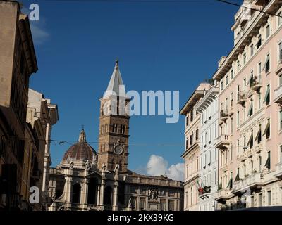 rome monti district buildings view street Stock Photo - Alamy