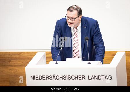 Hanover, Germany. 30th Nov, 2022. Stefan Marzischewski-Drewes (AfD ...