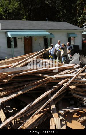 Community Relations Door to Door Outreach. Georgia Severe Storms and ...