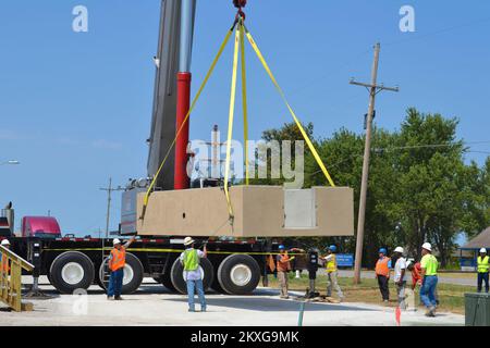 Installing Safe House. Missouri Severe Storms, Tornadoes, And Flooding ...
