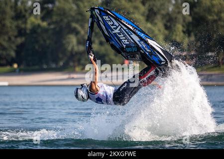 Contestants compete in freestyle during the Alpe Adria Jet Ski Tour on ...