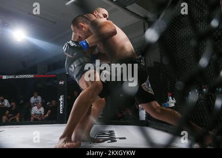 Ivan Erslan vs. Jusuf Hajrovic (-93 kg) fight during the FNC 3 Fight ...