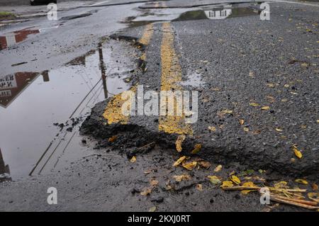 Damages from North Side of the Bridge. New York Hurricane Irene ...