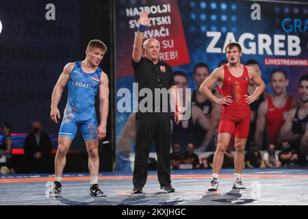 Dominik Etlinger of Croatia and Valentin Petic of Moldova during the ...