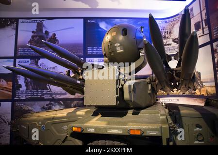 Rapier air defence missile system Stock Photo - Alamy