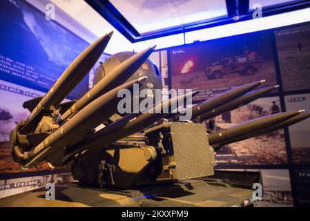 Rapier air defence missile system Stock Photo - Alamy