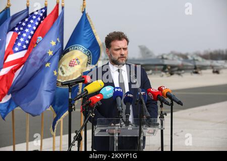Commander of the 31st Fighter Wing Brigadier at Aviano Air Base General ...