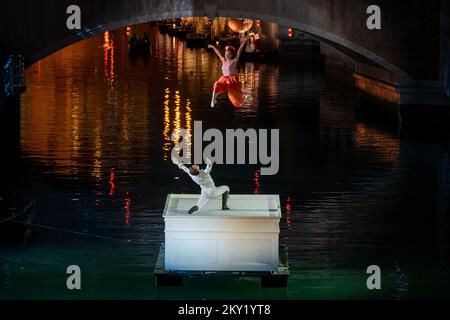 Beautiful Masquerade Performance and Floating art in Carnevale Quartier ...