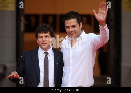 American actor Jesse Eisenberg walked the red carpet at the 28th ...