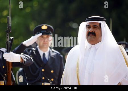 The Emir of Qatar, Sheikh Khalifa bin Hamad al Thani 1979.Emir of Qatar ...