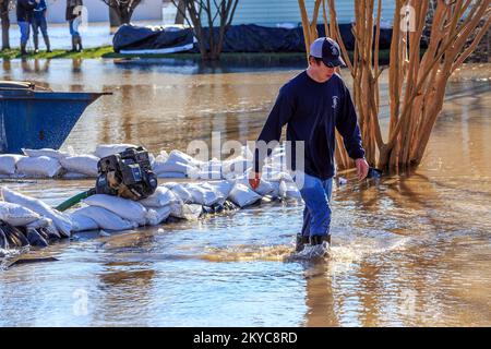 Flooding In Cape Girardeau.. Photographs Relating to Disasters and ...