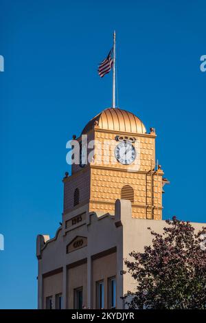 This is the site of the first meeting of the Santa Paula Odd Fellows ...