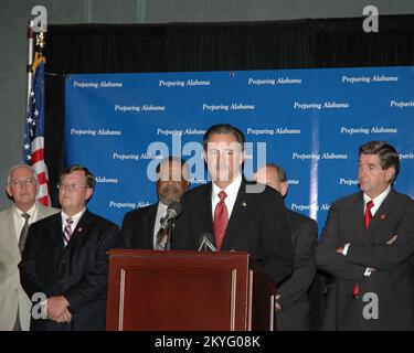 Hurricane Katrina, Mobile, Al., July 26, 2006 - FEMA Director Dave ...