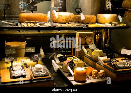 The largest cheese buffet in the world in France - The biggest ...