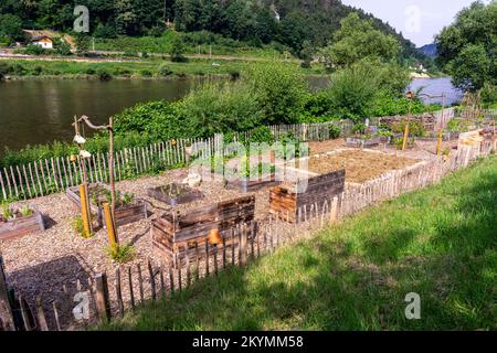 Little village Schmilka in south eastern corner of Germany Stock Photo ...
